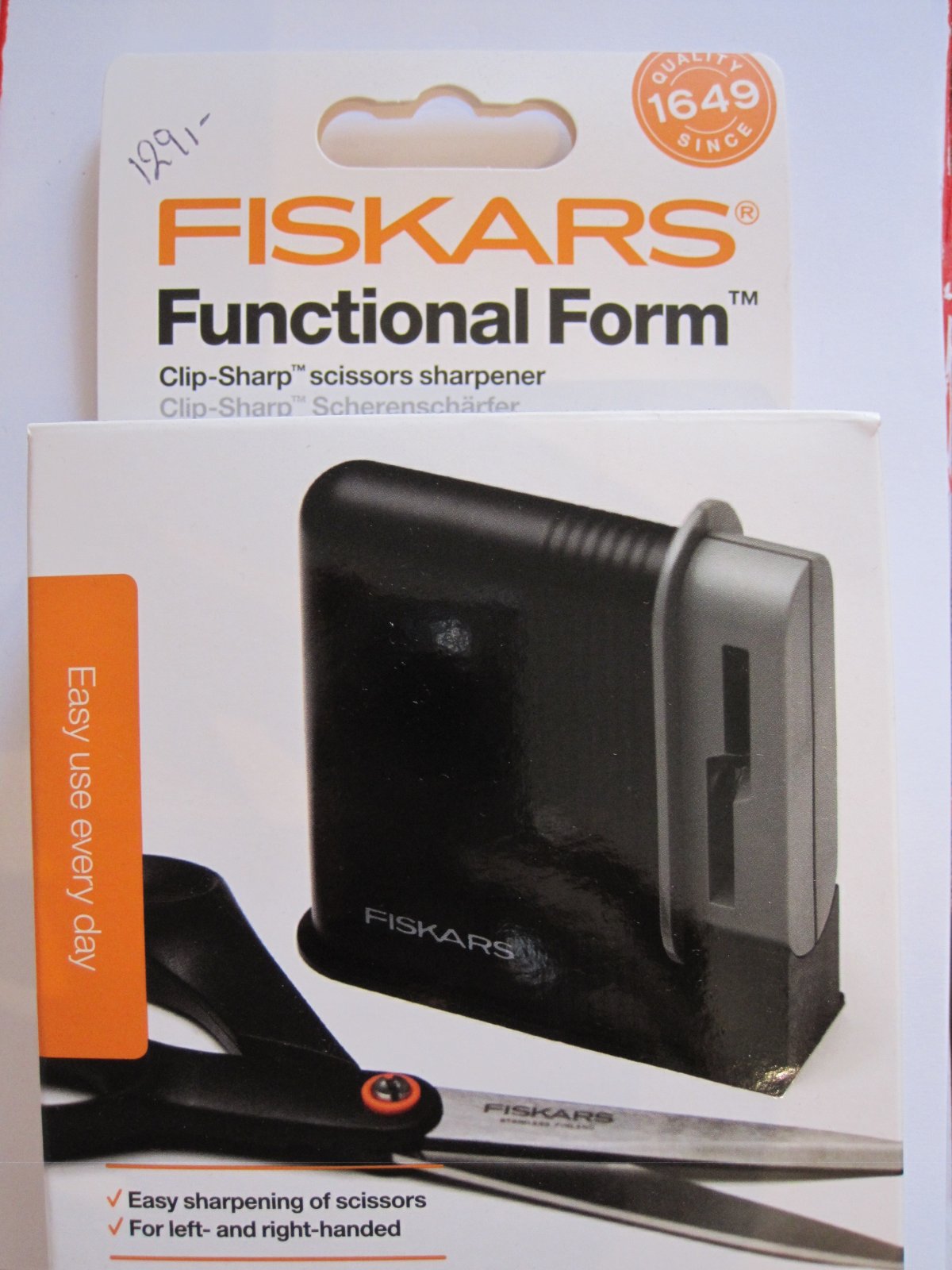 Fiskars sakse sliber - Sakse - rulleskære samt hultang - DIN STOFBUTIK